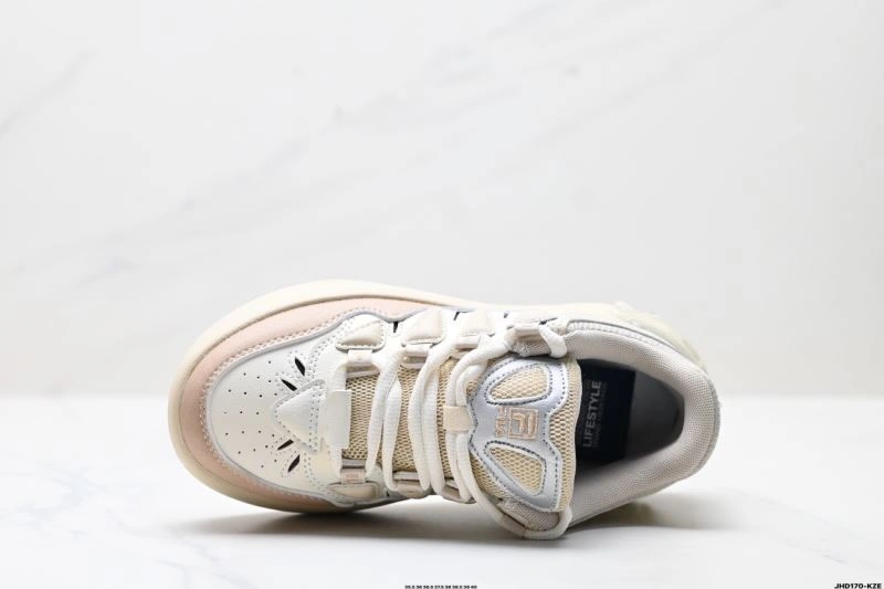 Accurate model Fila Shoes