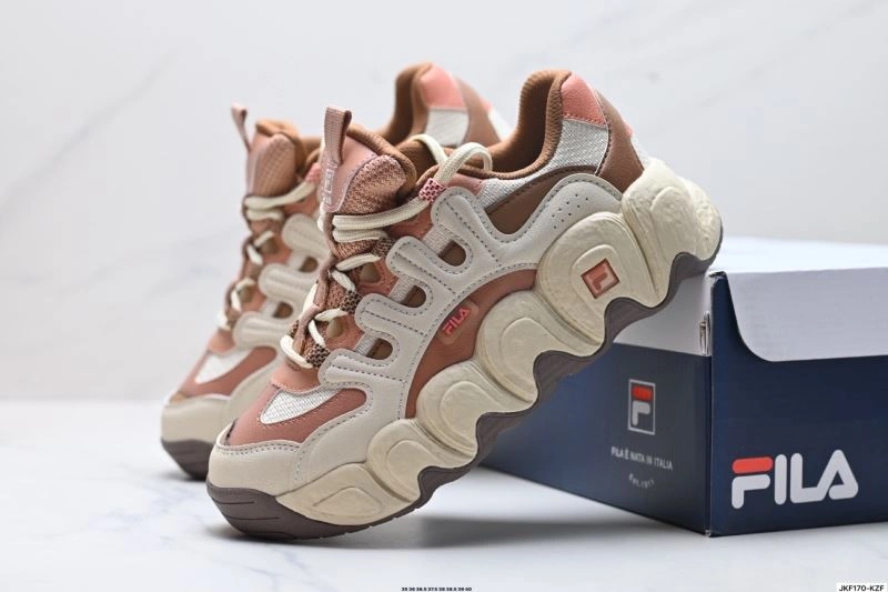 Top match Fila Shoes