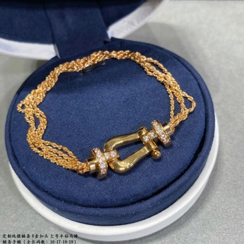 Accurate model Fred Bracelets