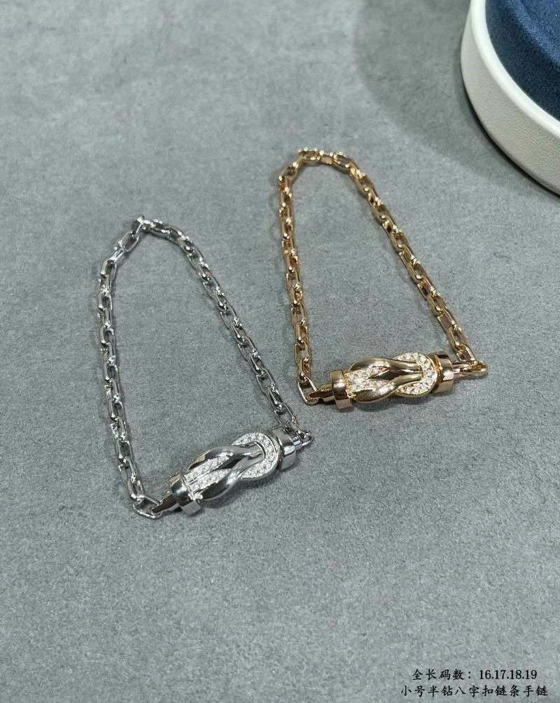 Accurate model Fred Bracelets