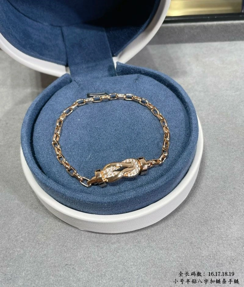 Accurate model Fred Bracelets