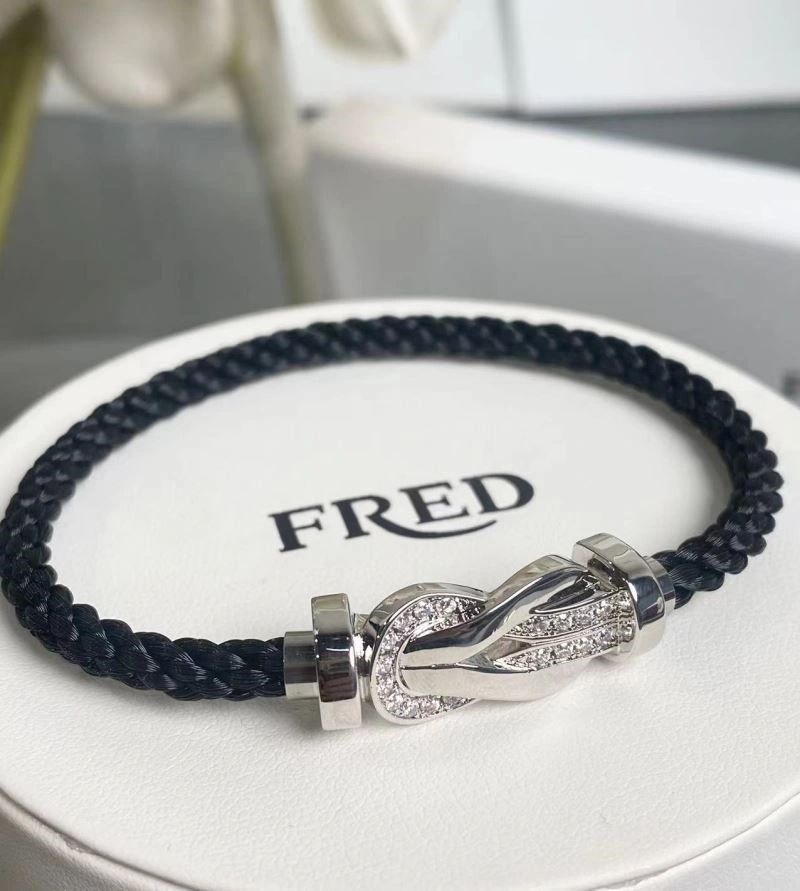 Accurate model Fred Bracelets