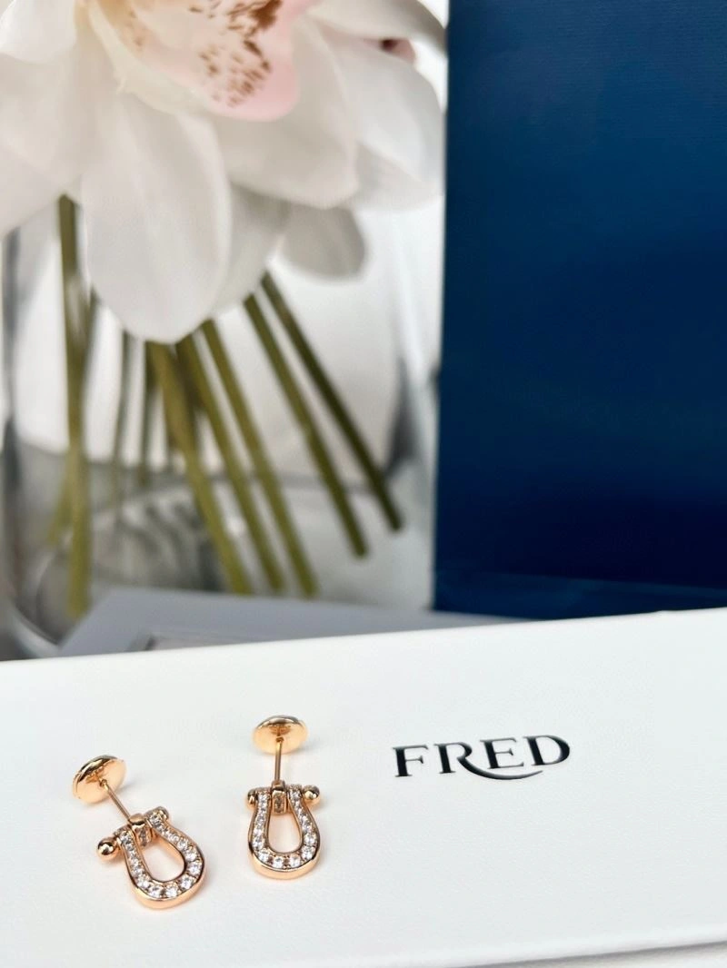 Accurate model Fred Earrings