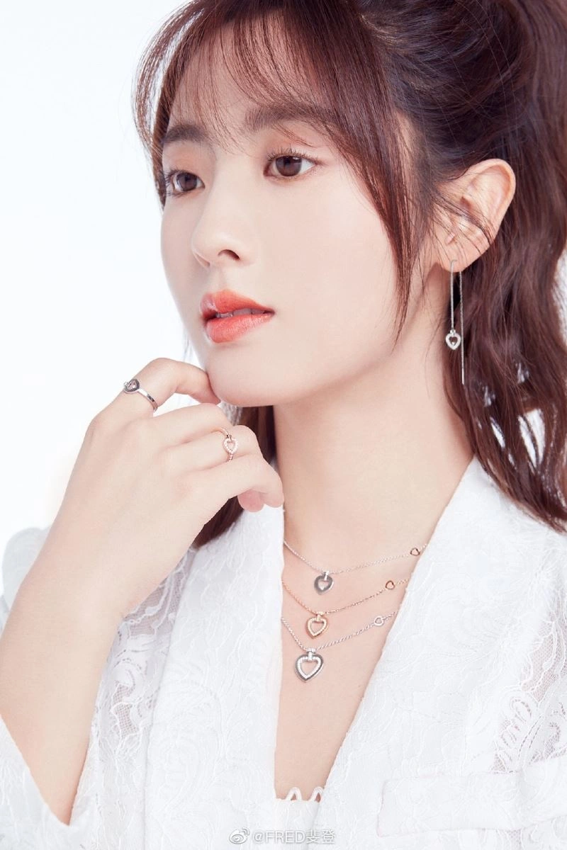 Cut-rate Fred Necklaces