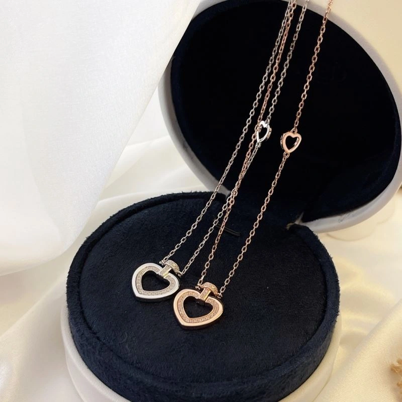 Cut-rate Fred Necklaces