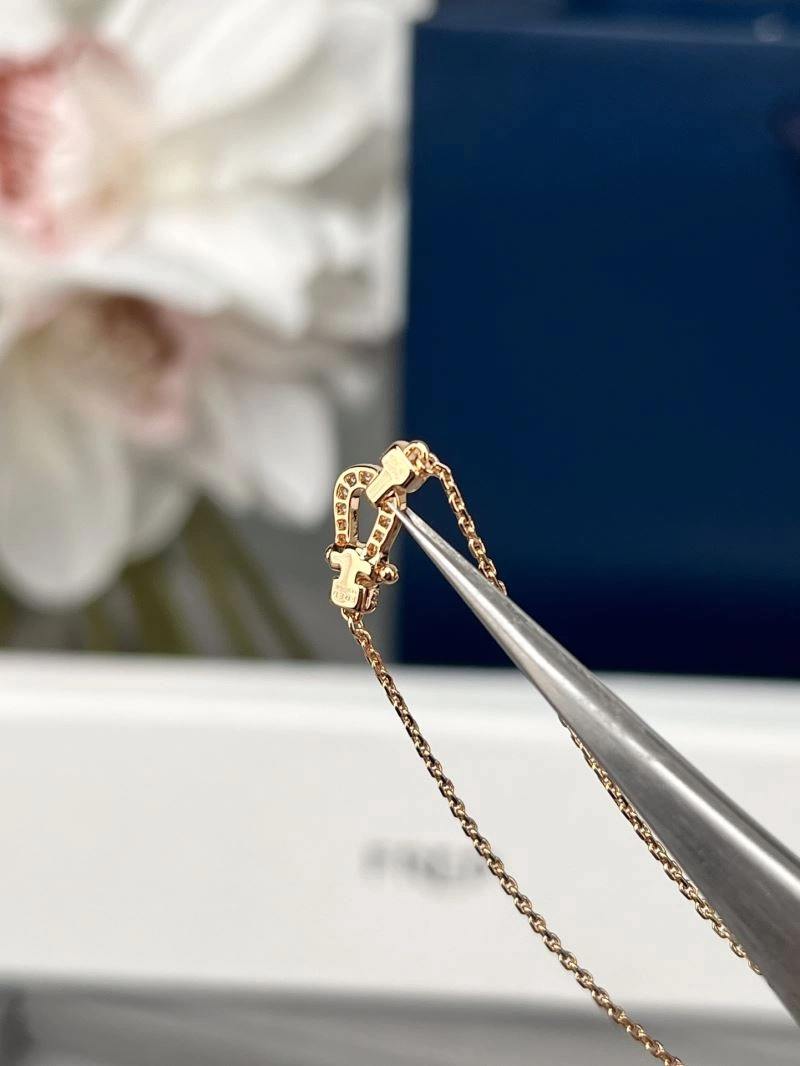 Affordable Fred Necklaces