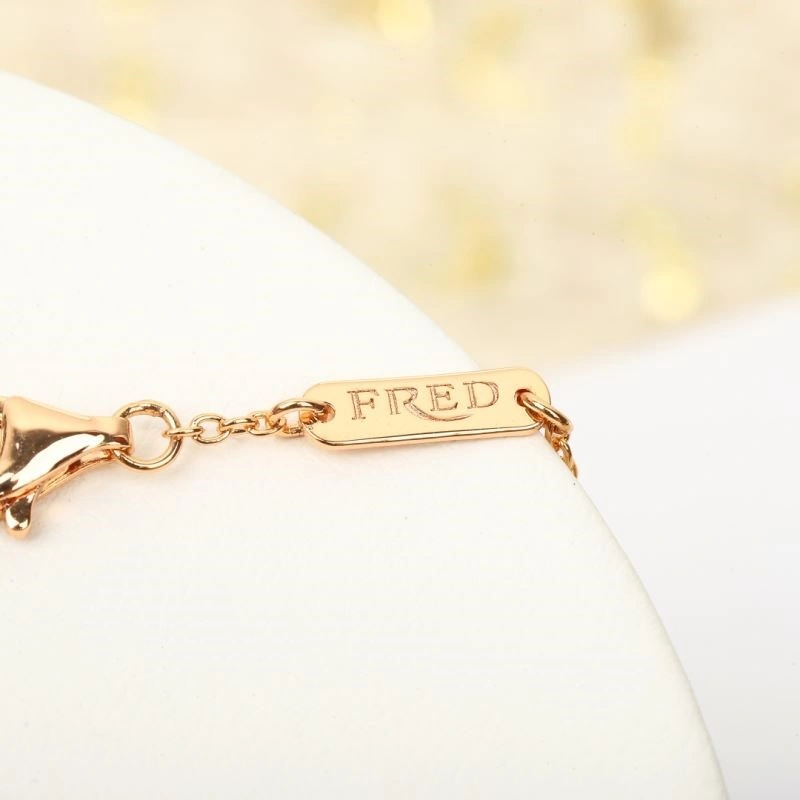 Low-cost Fred Necklaces