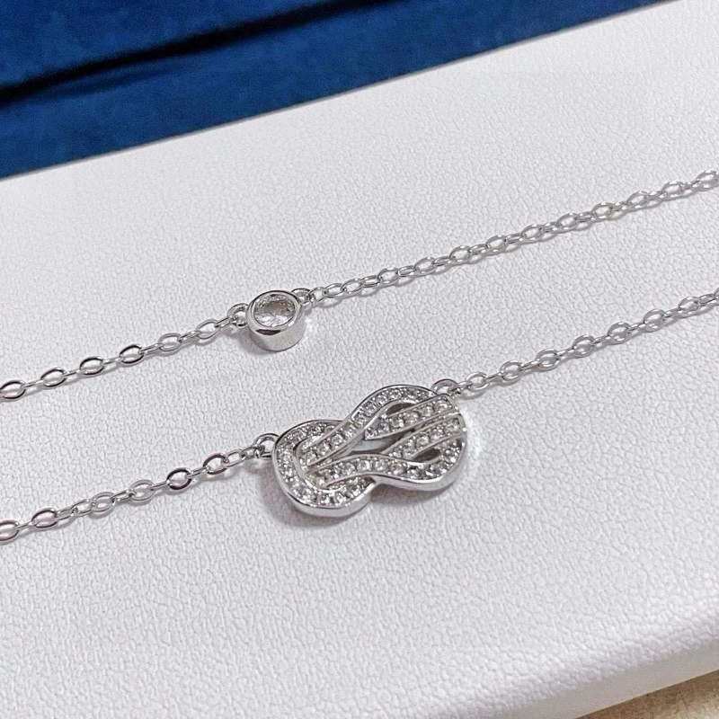 Brand-authenticated Fred Necklaces