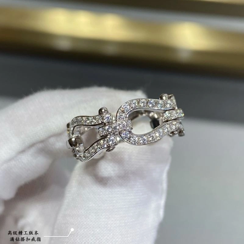 Exact replica Fred Rings
