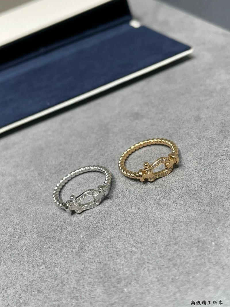 Exact replica Fred Rings