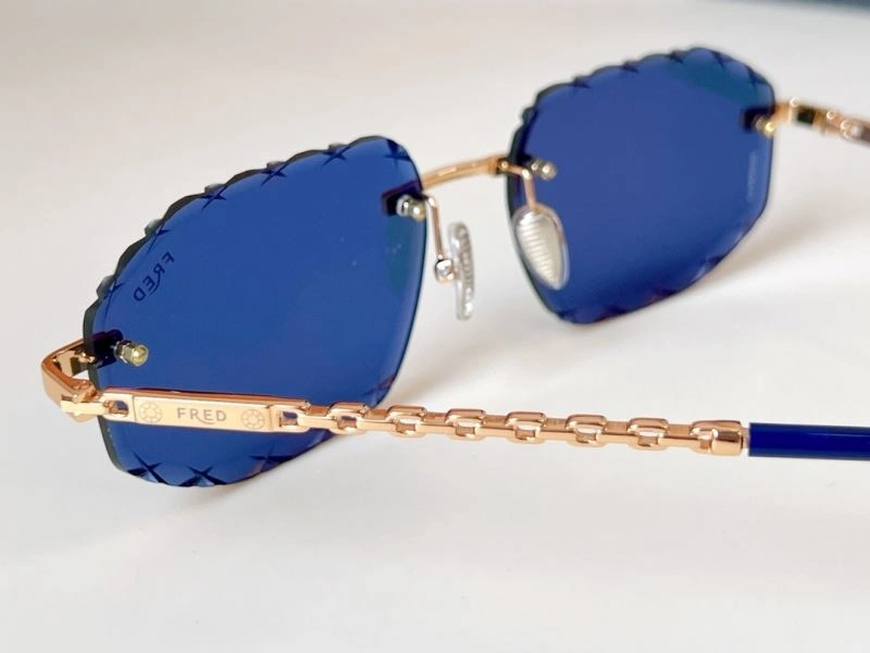 Low-cost Fred Sunglasses
