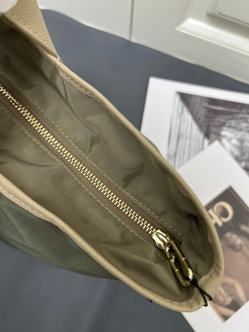 Accurate model Furla Shopping Bags
