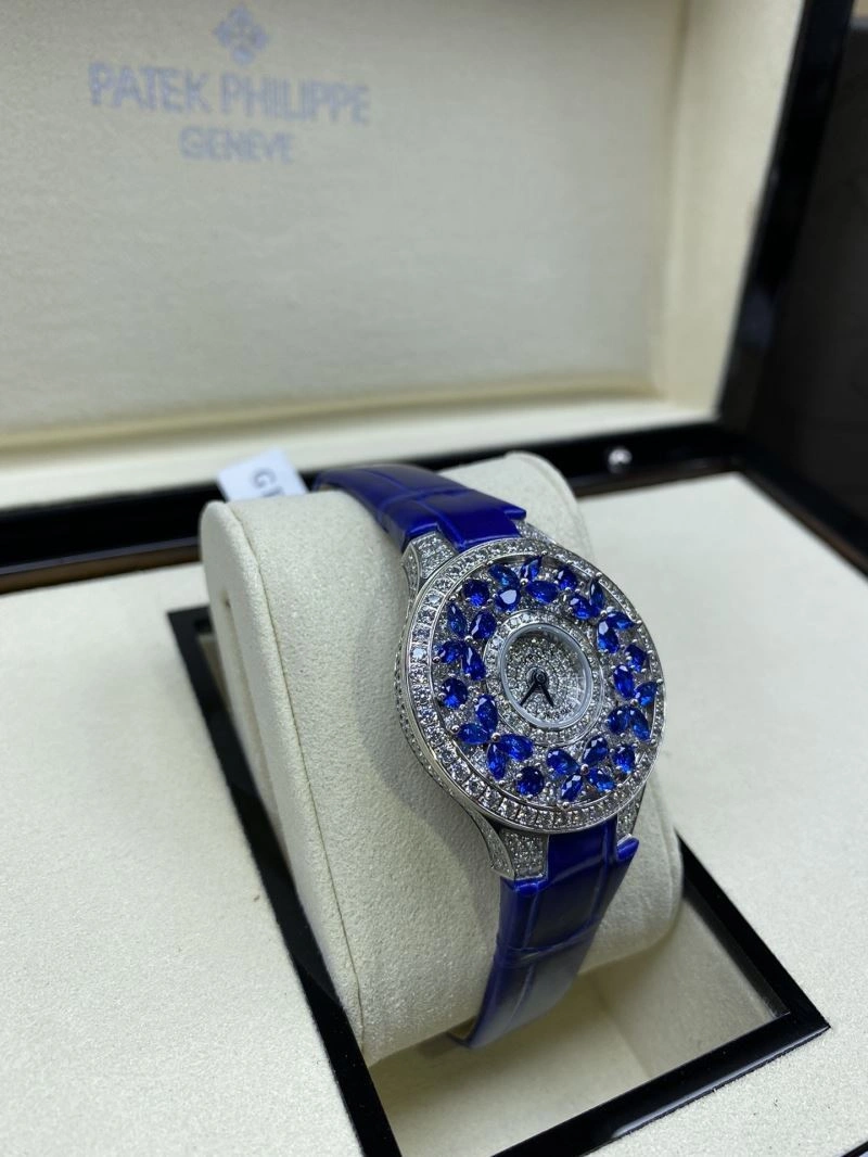Top mirror GLASHUTTE Watches