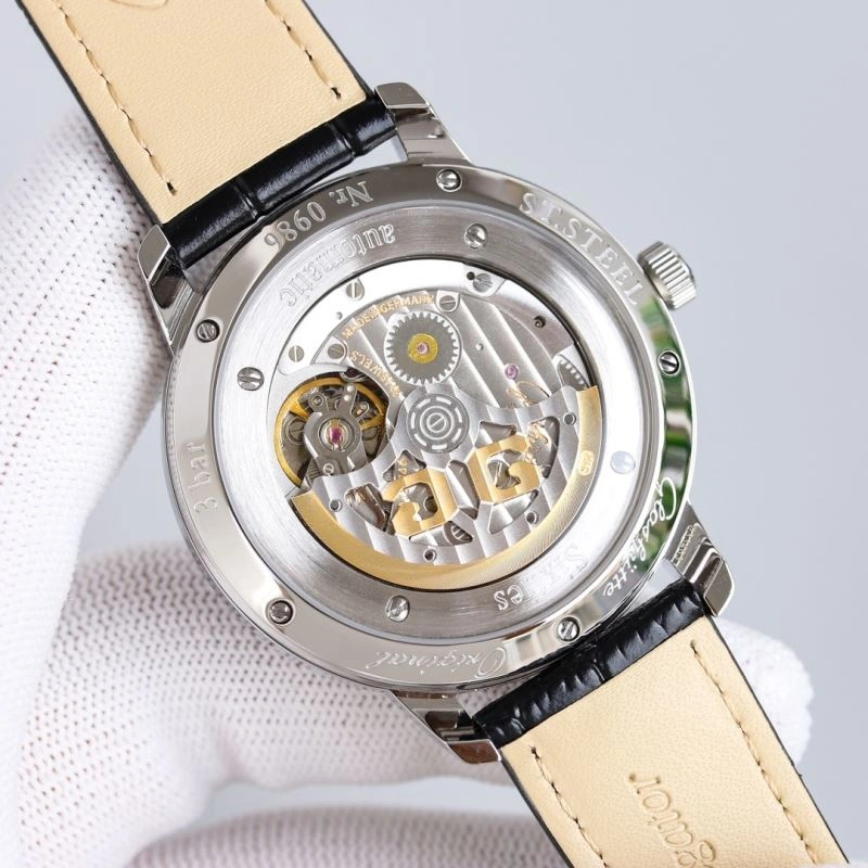 Indistinguishable GLASHUTTE Watches