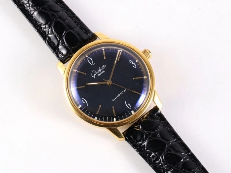 GLASHUTTE Watches