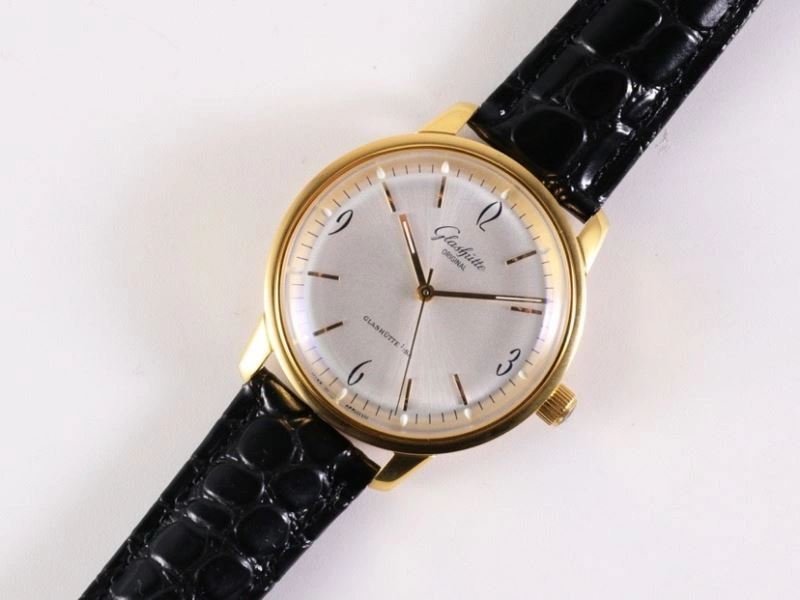 Brand-authenticated GLASHUTTE Watches