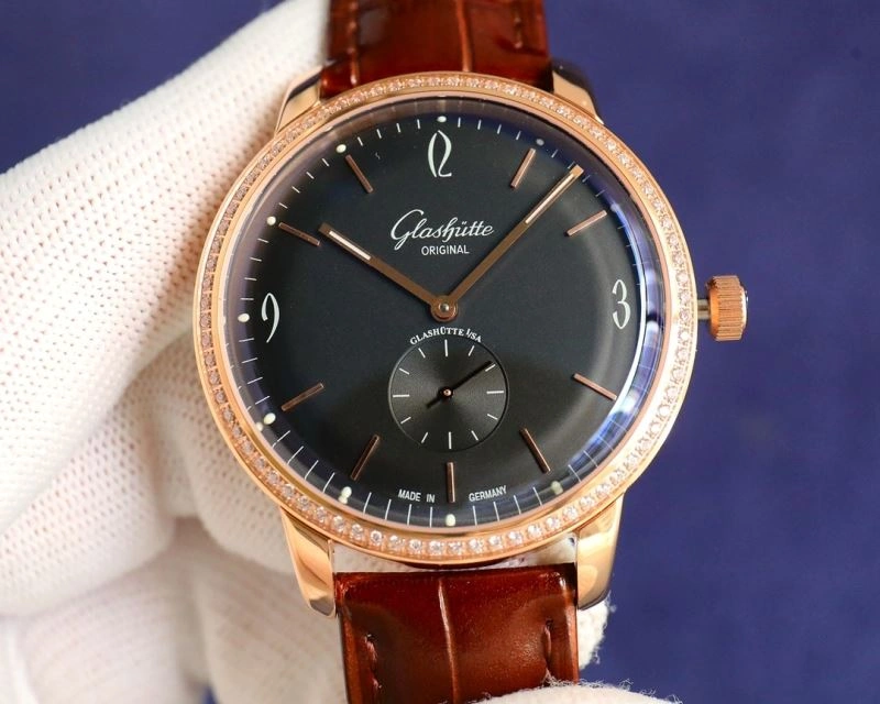 Indistinguishable GLASHUTTE Watches