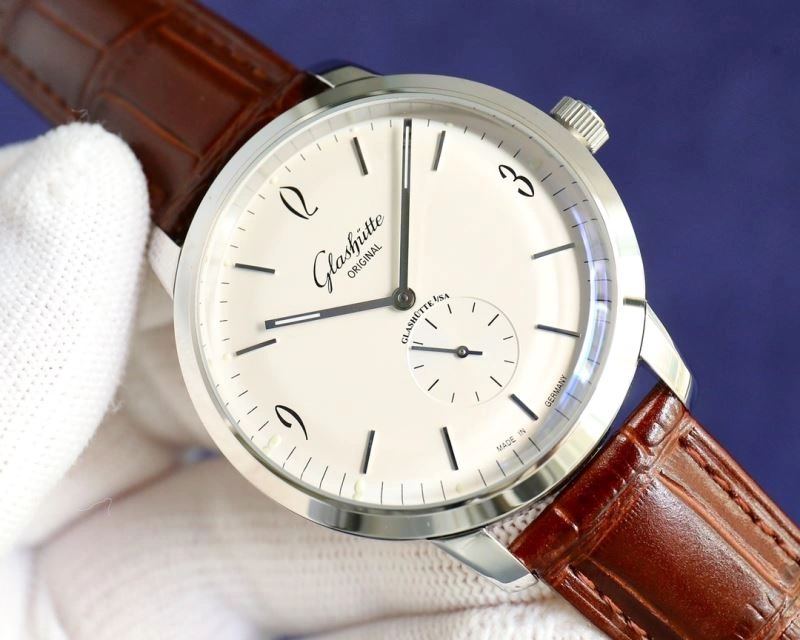 Accurate model GLASHUTTE Watches