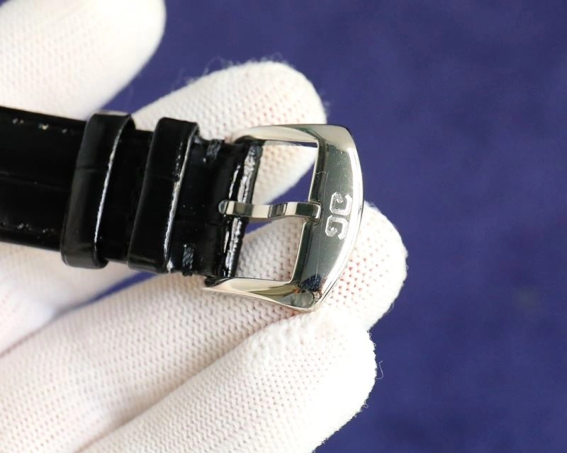 Accurate model GLASHUTTE Watches