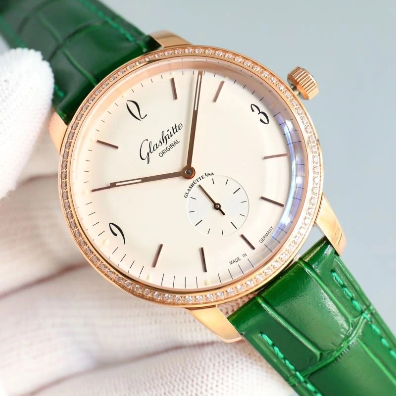 Accurate model GLASHUTTE Watches