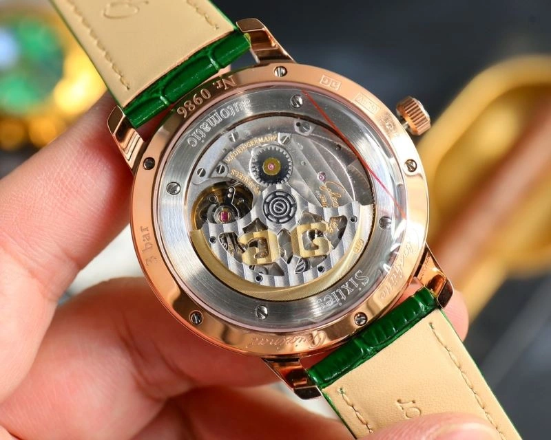 Top mirror GLASHUTTE Watches