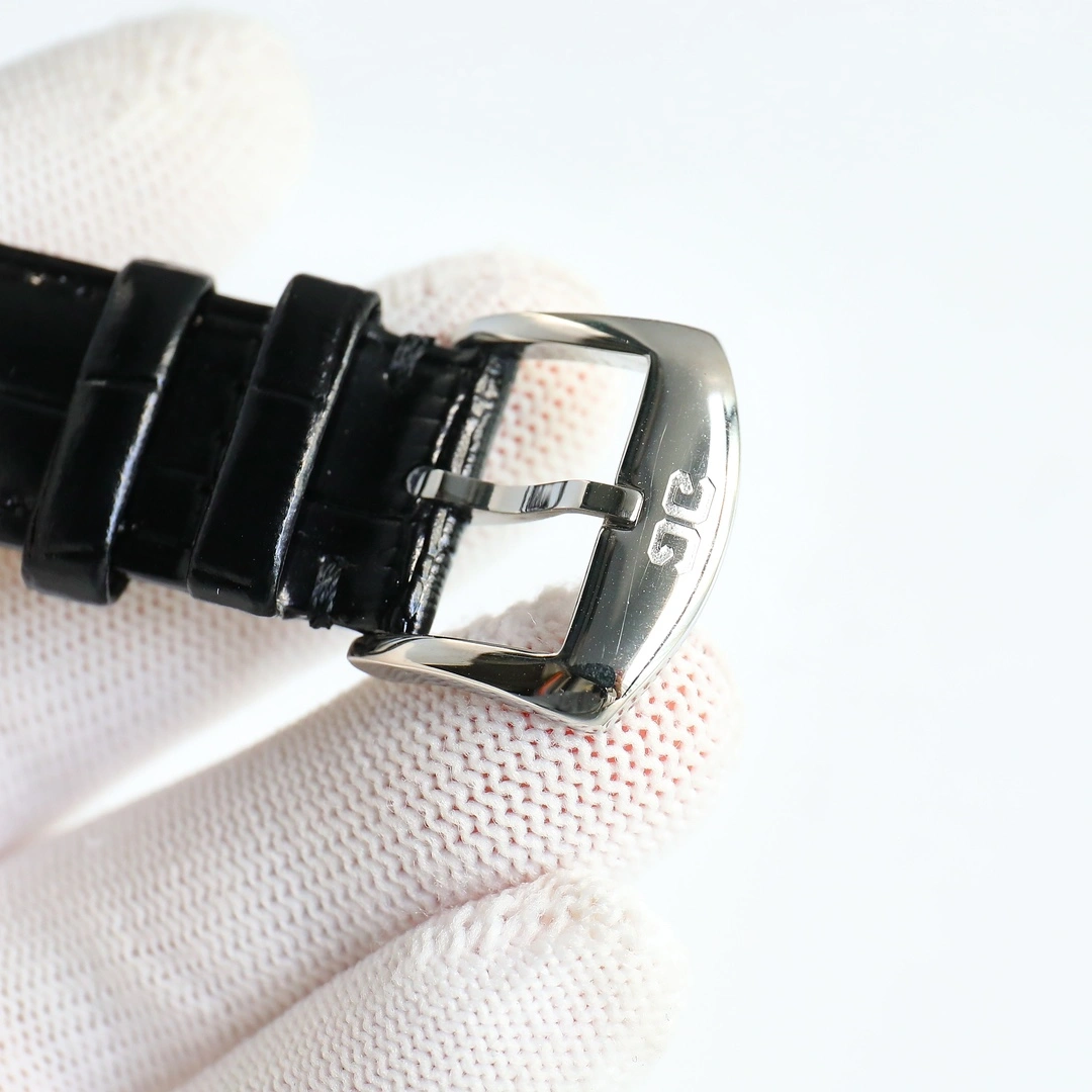 Brand-authenticated GLASHUTTE Watches