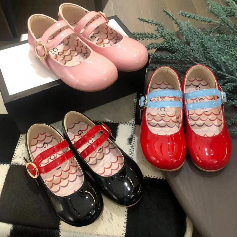 Accurate model GUCCI SHOES