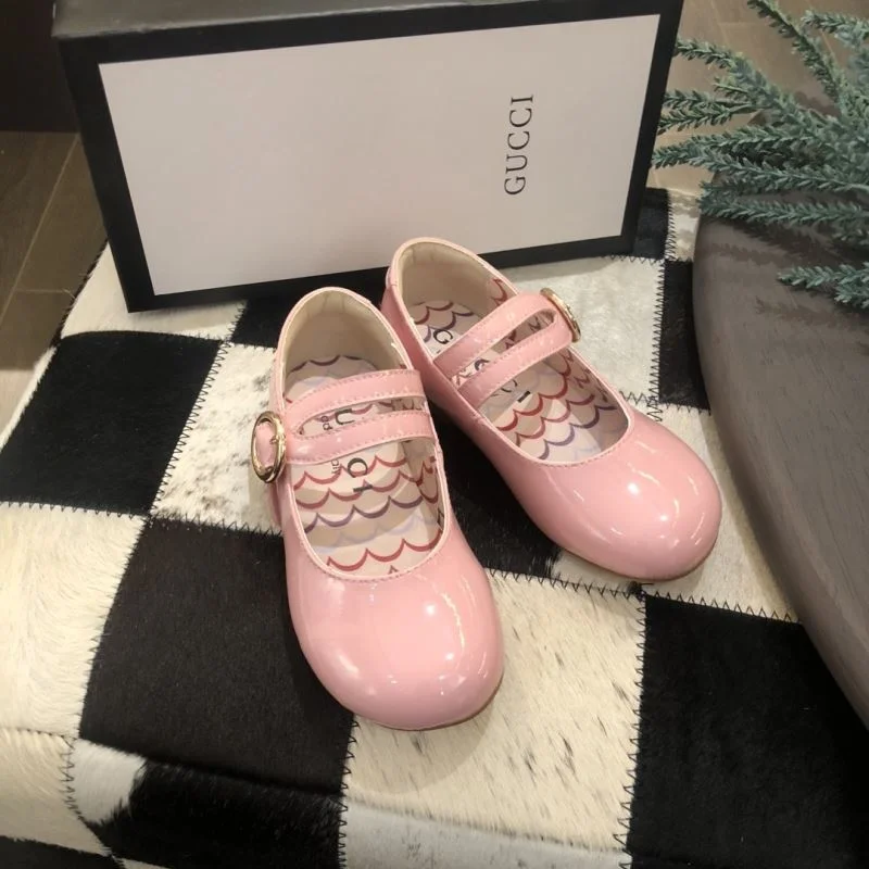 Precise copy GUCCI SHOES