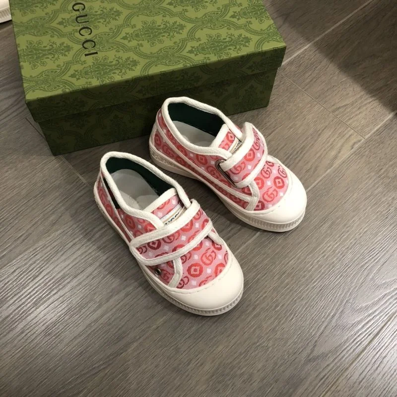 Accurate model GUCCI SHOES
