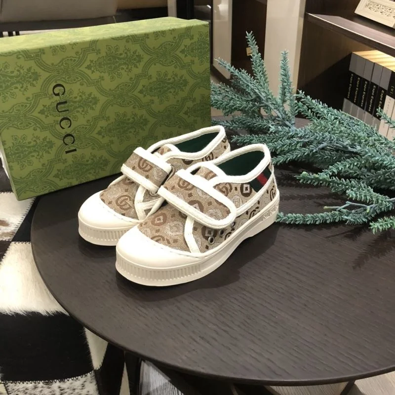 GUCCI SHOES