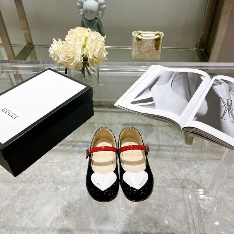 GUCCI SHOES