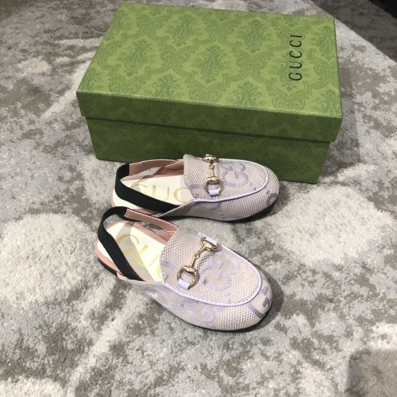 Accurate model GUCCI SHOES