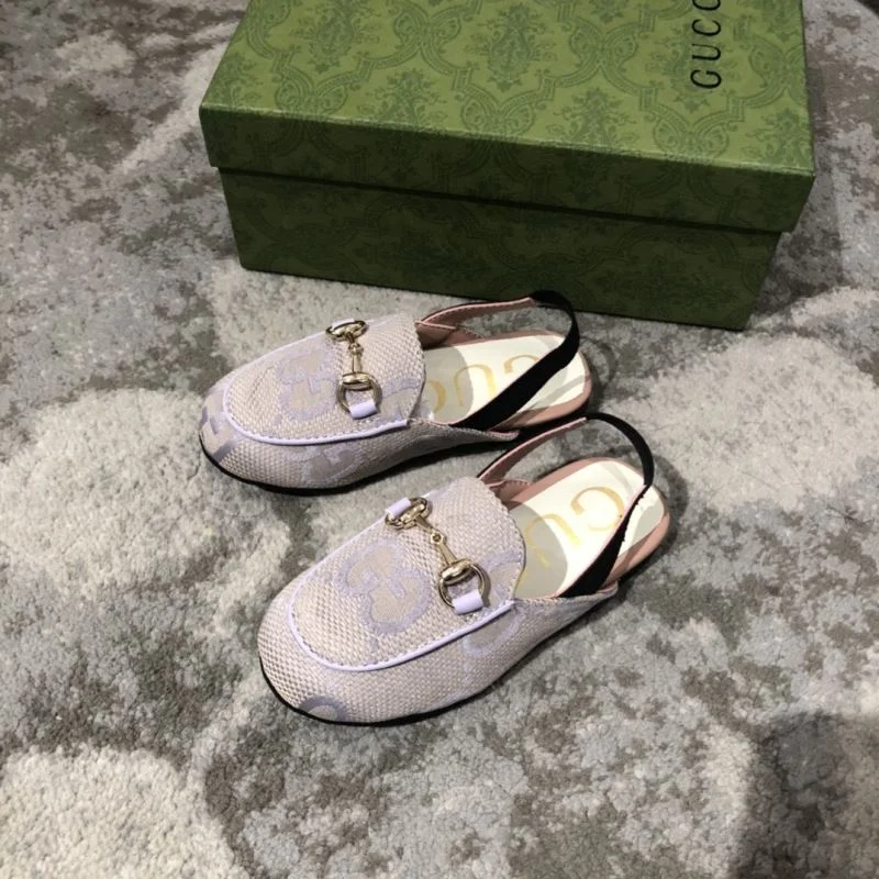 Accurate model GUCCI SHOES