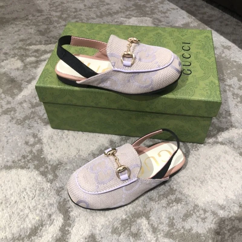 Accurate model GUCCI SHOES