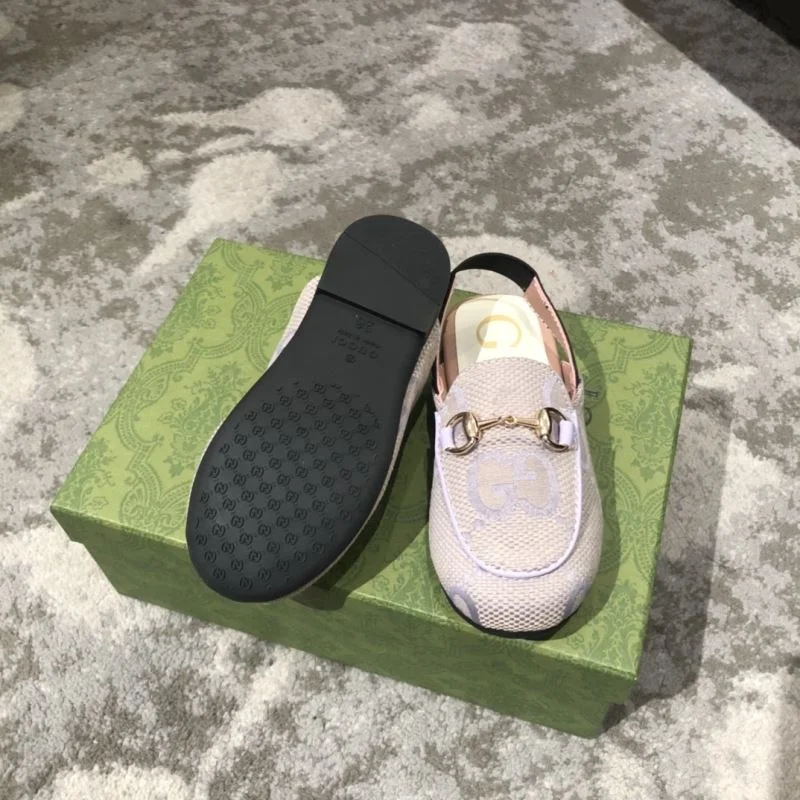 Accurate model GUCCI SHOES