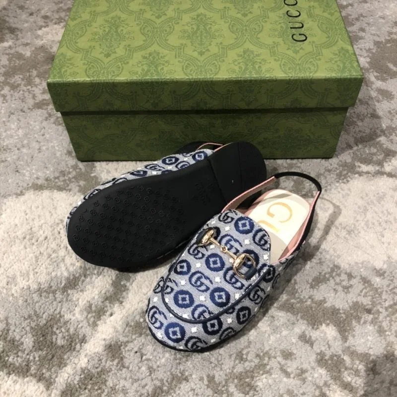 Accurate model GUCCI SHOES