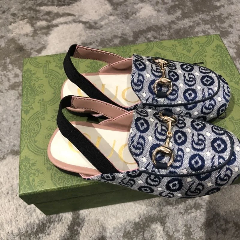 Accurate model GUCCI SHOES