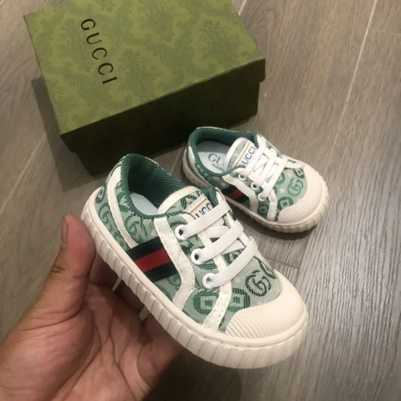 Indistinguishable GUCCI SHOES