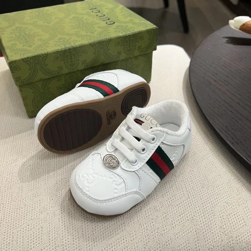 Accurate model GUCCI SHOES