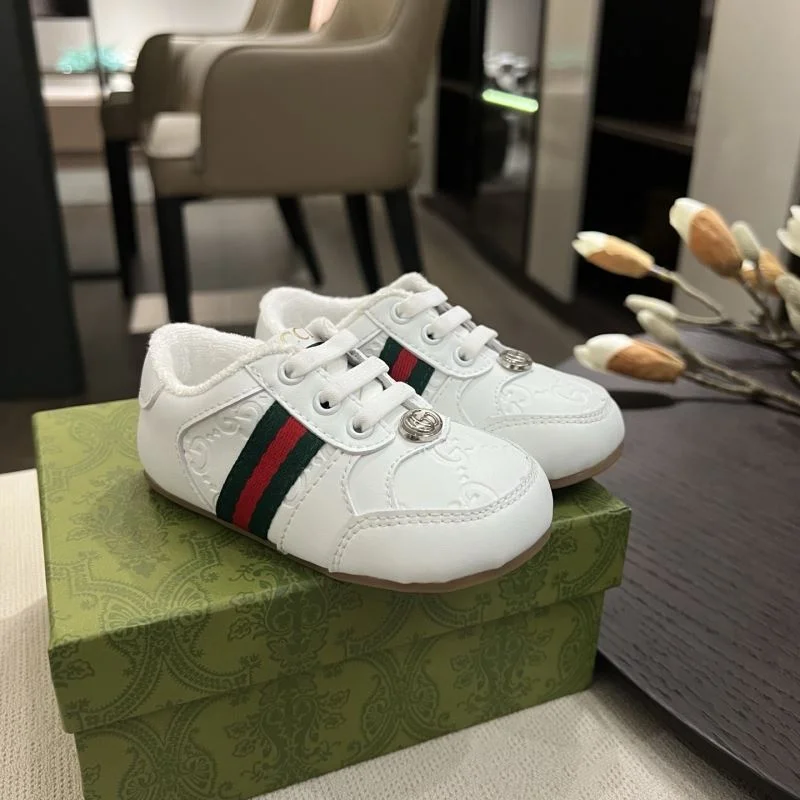Accurate model GUCCI SHOES