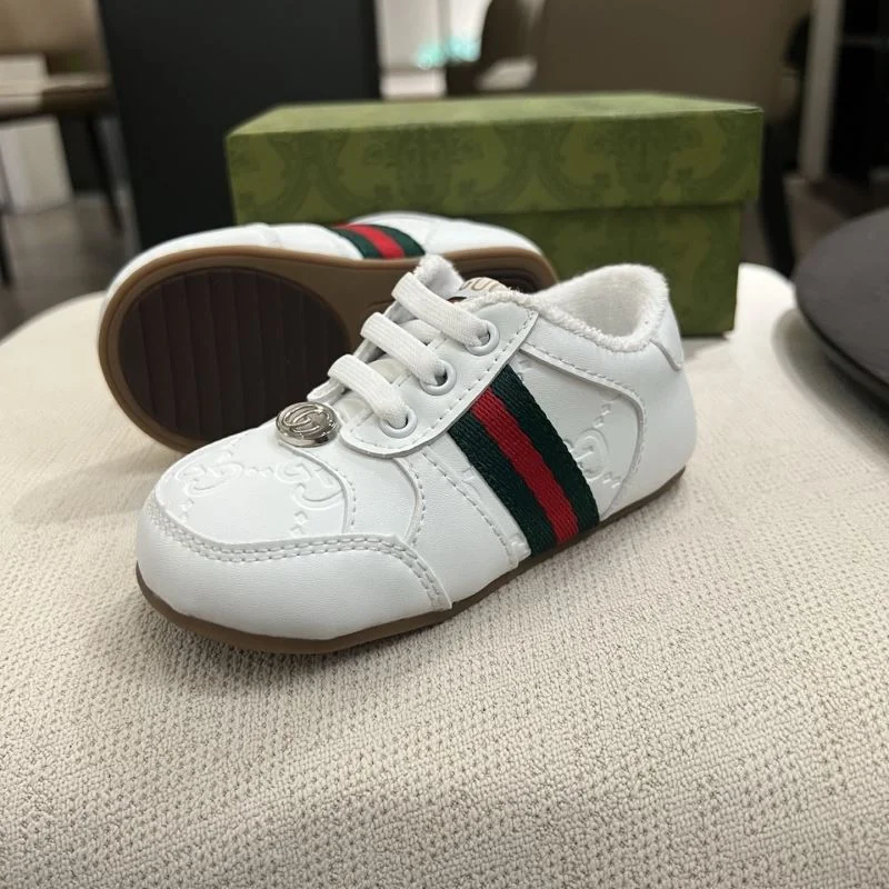 Accurate model GUCCI SHOES