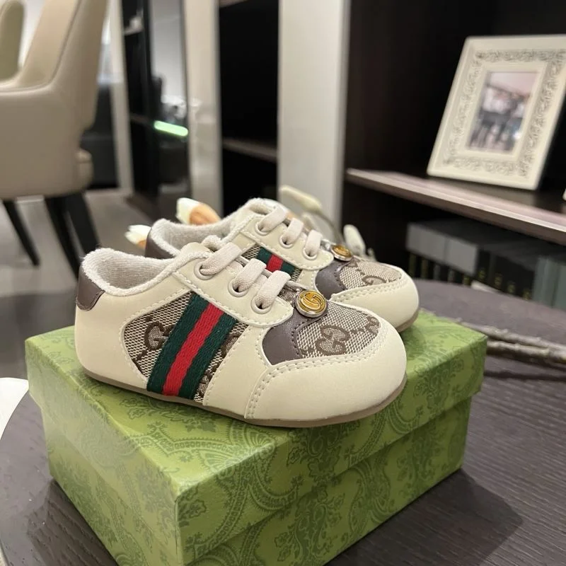 Accurate model GUCCI SHOES