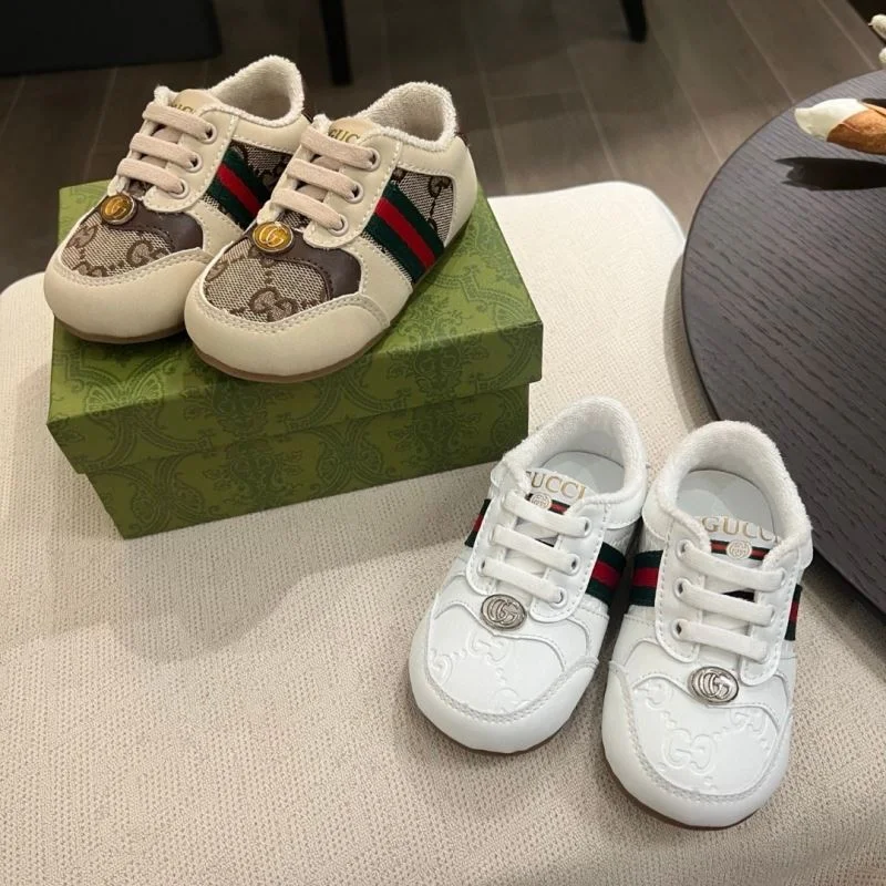 Accurate model GUCCI SHOES
