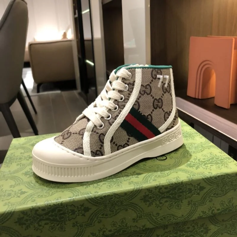 Indistinguishable GUCCI SHOES