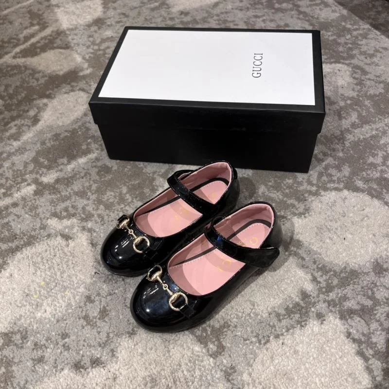 Indistinguishable GUCCI SHOES