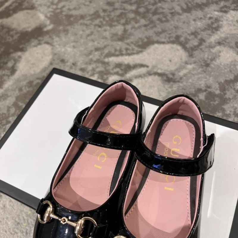 Indistinguishable GUCCI SHOES