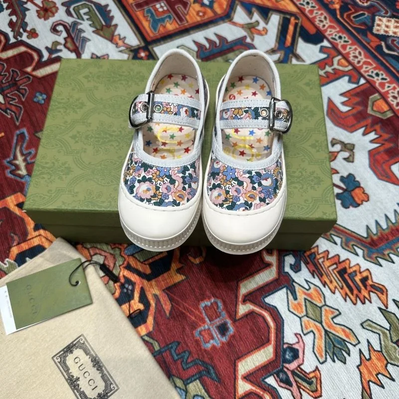 GUCCI SHOES
