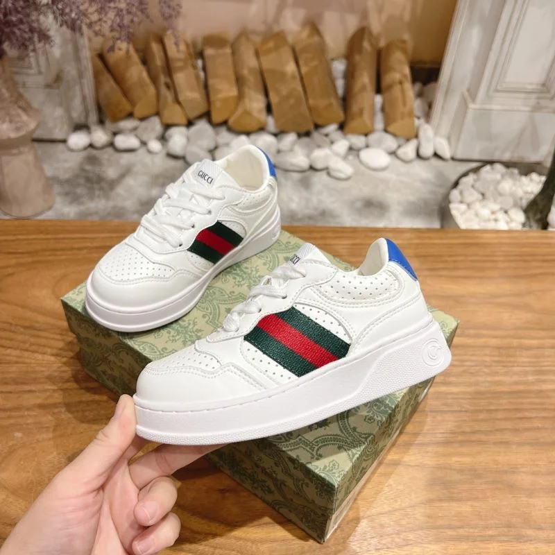 Accurate model GUCCI SHOES