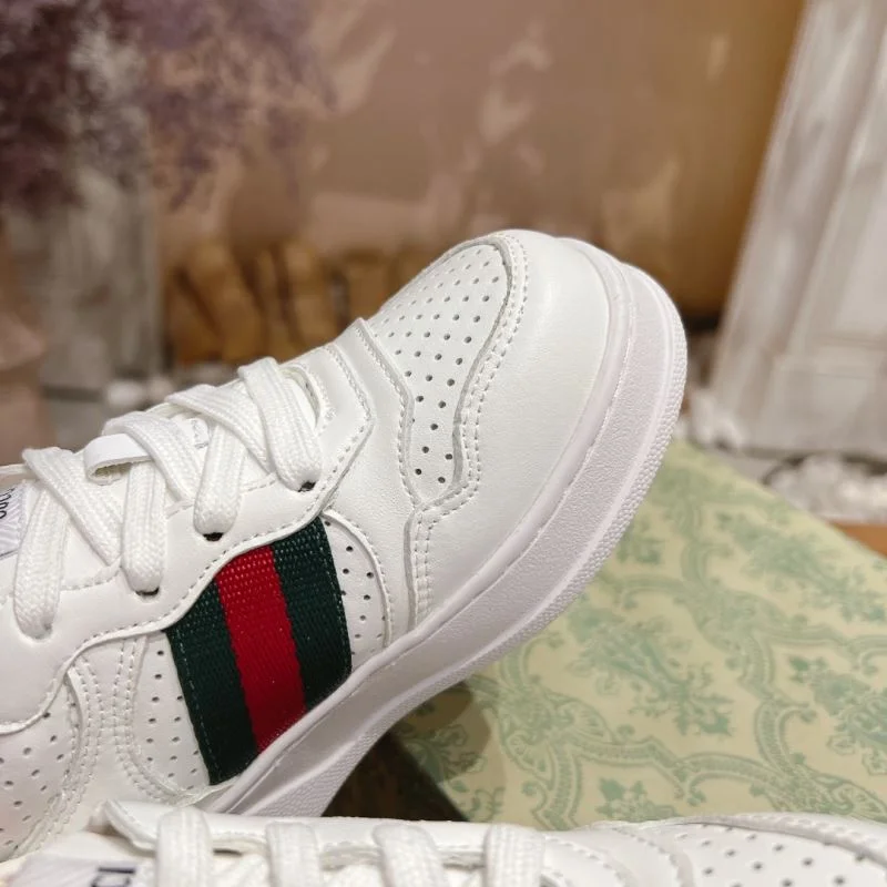 Accurate model GUCCI SHOES