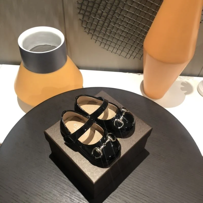 Brand-authenticated GUCCI SHOES
